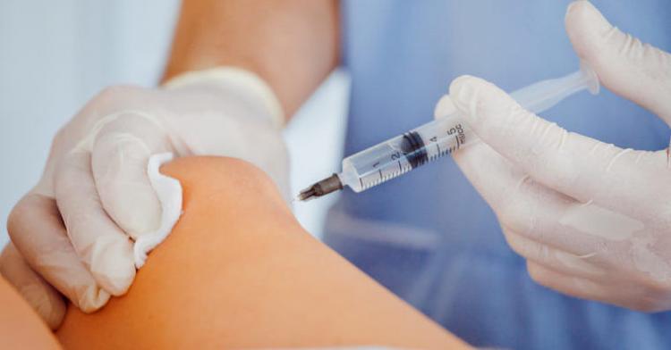 Visco Injections for Knee Arthritis: Types, Cost, and What to Expect